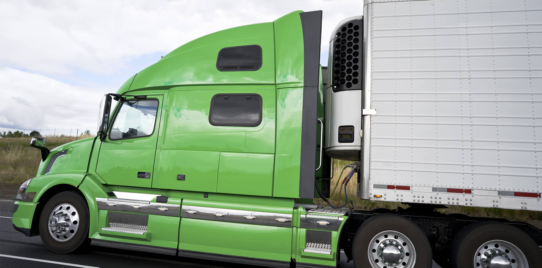 Fast Foward LLC | Trucking Services
